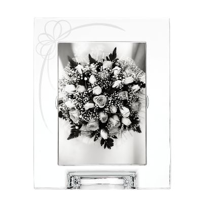 Kate Spade New York Belle Boulevard 5×7 Crystal Frame | Flashdog